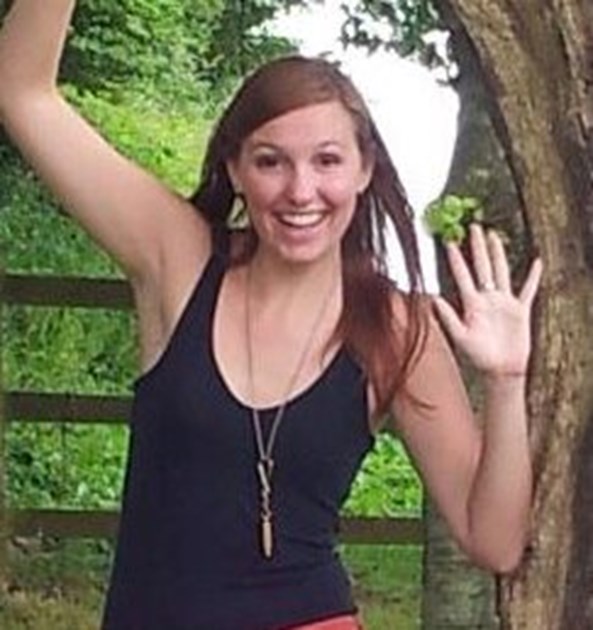 Hannah Crump is fundraising for Shelter