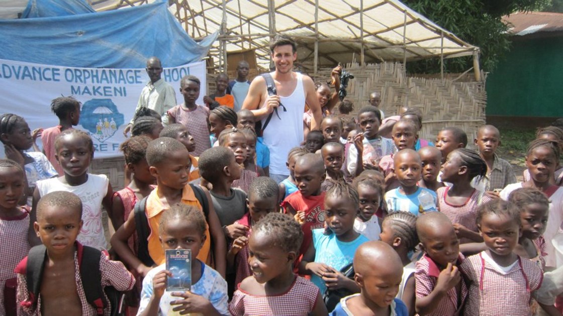 Adam Hoar is fundraising for Voluntary Service Overseas