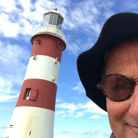 Stuart Croskell is fundraising for Nowzad