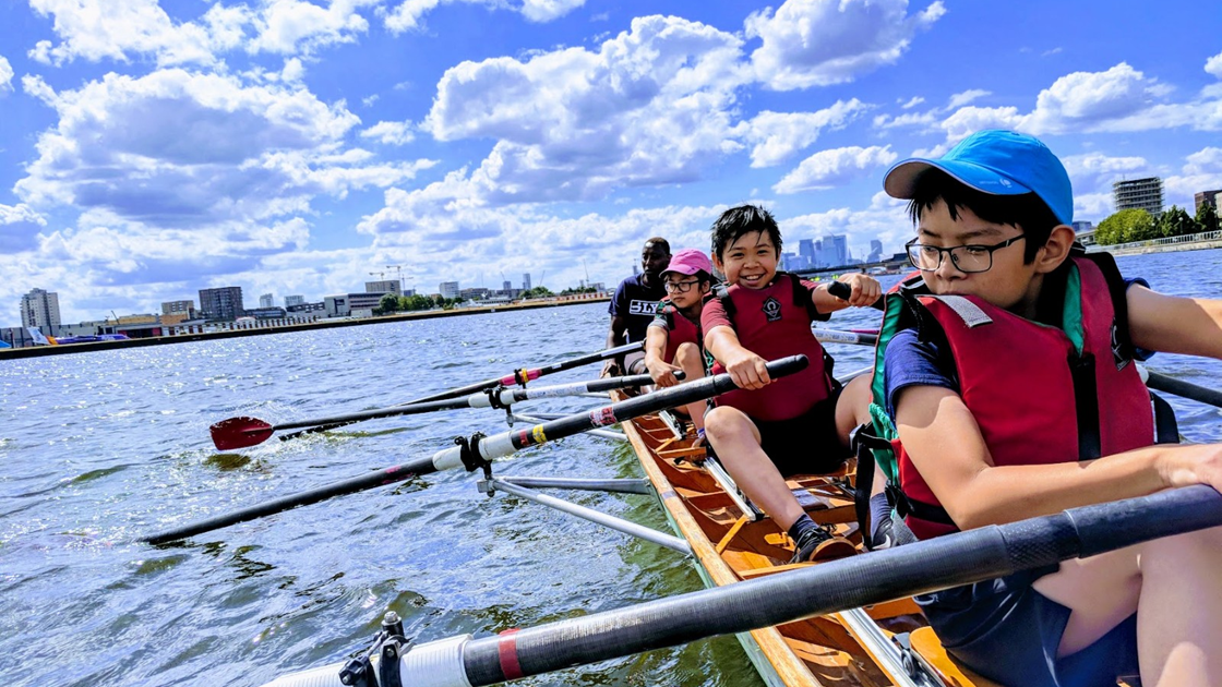 Oliver Coe is fundraising for London Youth Rowing