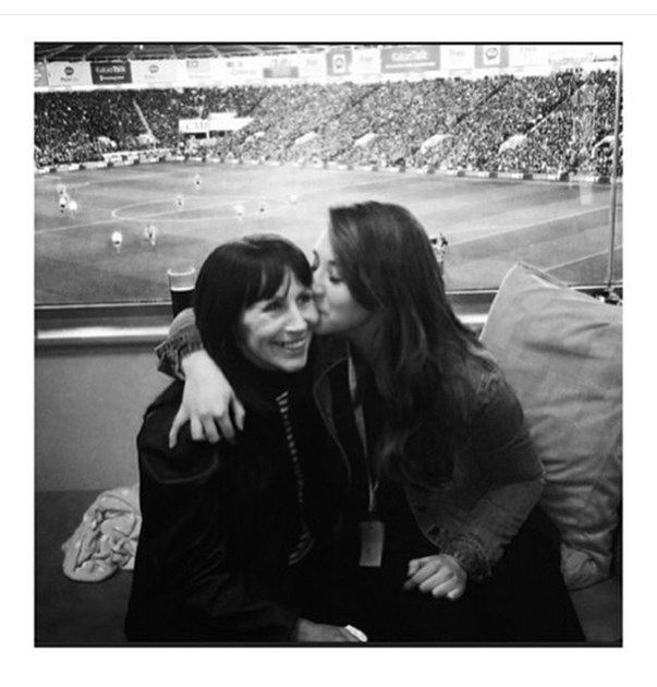 Kate Reed is fundraising for Cancer Research UK