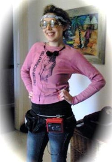 Rebecca Miles is fundraising for Cancer Research UK