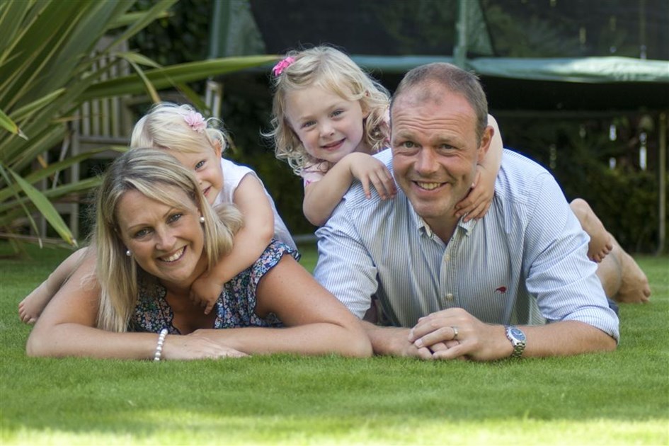 steve crook is fundraising for Cancer Research UK