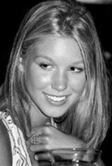 Victoria Cayzer is fundraising for Raleigh International Trust