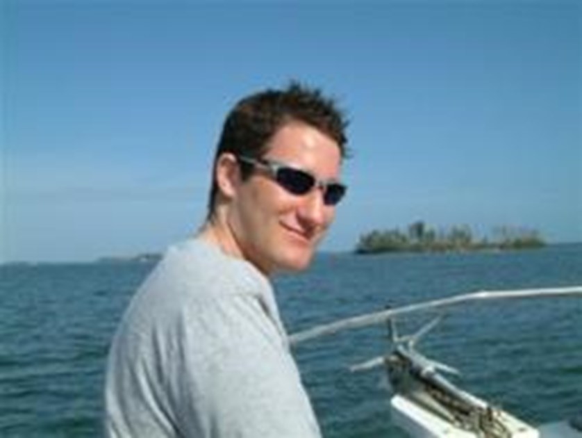 Aaron Whitfield is fundraising for LOOK UK