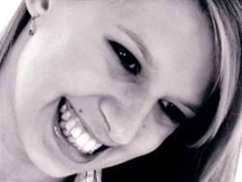 Laura Styles is fundraising for Cancer Research UK