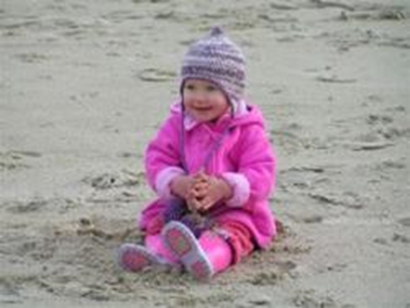 Laura Ellerton is fundraising for Cancer Research UK